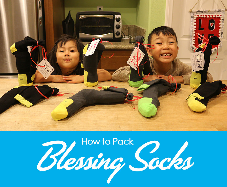 DIY Tutorial – How to Pack Blessing Socks for the Homeless – Izzaroo